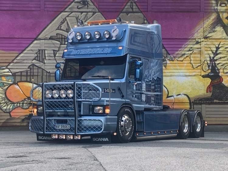 www.tuftcustom.com – Tuft Custom